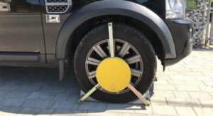 Fahrzeugsicherung | Wegfahrsperren | Parkkrallen